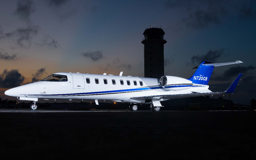 2000 BOMBARDIER LEARJET 45 S/N 45-072 - Leader Luxury
