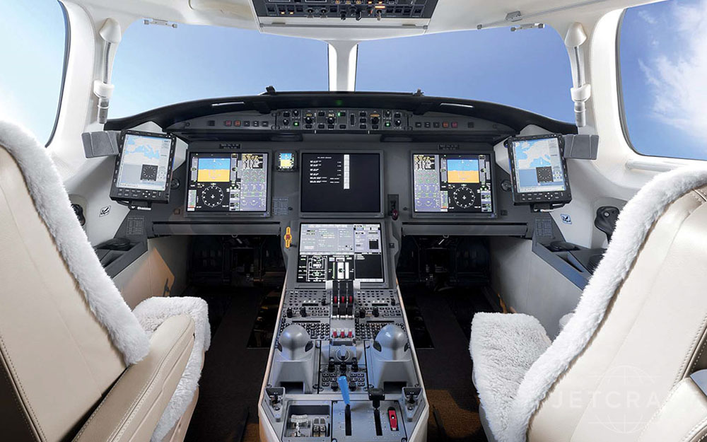 2012 DASSAULT FALCON 7X S/N 135 - Leader Luxury