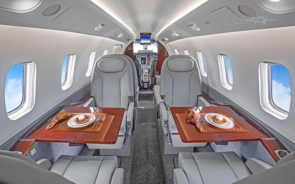 2018 PIAGGIO P180 AVANTI EVO S/N 3009 | Leader Luxury